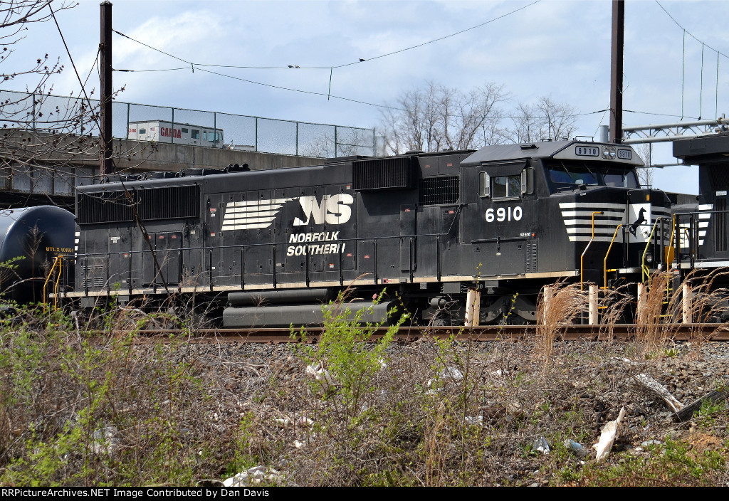 NS SD60E 6910
